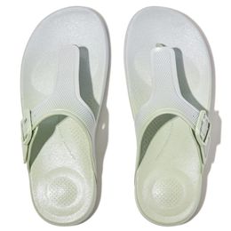 Zehentrenner fitflop "IQUSHION IRIDESCENT ADJUSTABLE BUCKLE", Damen, Gr. 37, bunt (mint, hellblau), Synthetik, Schuhe Zehentrenner, Keilabsatz, Sommerschuh, Schlappen mit verstellbarer Schnalle