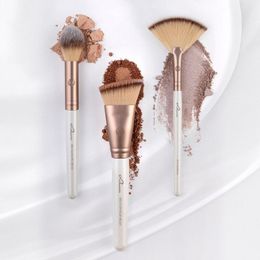 Luvia Cosmetics Damen Kosmetikpinsel-Set Nurai-Pinselhaar, vegan und hautfreundlich, verliert keine Haare. wei&szlig;