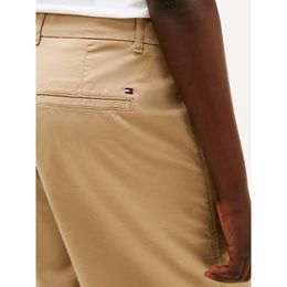 Tommy Hilfiger Curve Damen Shorts &raquo;CRV CO BLEND GMD CHINO SHORT&laquo; in Gro&szlig;en Gr&ouml;&szlig;en, Chino Qualit&auml;t, Logostickerei beige 48, N-Gr