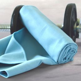 Sporthandtuch Dyckhoff "Sporttuch Mikrofaser", blau, B:80cm L:180cm, Microfaser, Obermaterial: 90% Polyester, 10% Polyamid, Handtücher, im Set, mit Meshtasche, ideal für Sport, Reisen und Camping
