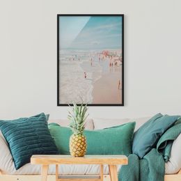 Bilderwelten Bild mit Rahmen Buntes Strandleben