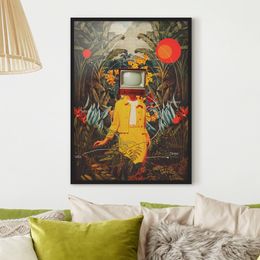 Bilderwelten Bild mit Rahmen Vintage Fernseher im Dschungel