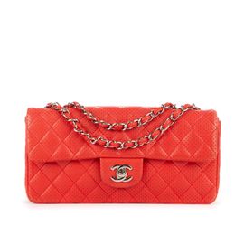 Chanel Crossbody Bags - East West Perforated Flap - Gr. unisize - in Gelb - f&uuml;r Damen