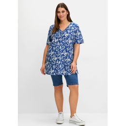 sheego Gro&szlig;e Gr&ouml;&szlig;en T-Shirt mit Blumendruck, in leichter A-Linie, blaubeere-gemustert, Gr&ouml;&szlig;e 40/42 - Damen