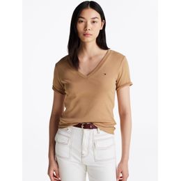 T-Shirt Tommy Hilfiger "SLIM CODY V-NK SS mit V-Ausschnitt und Streifen", Damen, Gr. XS (34), beige (safari canvas), Jersey, Obermaterial: 100% Baumwolle, unifarben, slim fit h&uuml;ftlang, tiefer V-Ausschnitt, abgesteppt, Shirts T-Shirt, Baumwolle, slim fit