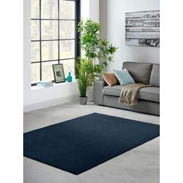 Teppich "MELLOW, Made in Belgium", blau (dunkelblau), B:80cm H:19mm L:150cm, Polyester, PRIMAFLOR-IDEEN IN TEXTIL, Teppiche, Teppich, Uni Farben, weicher Flor, waschbar