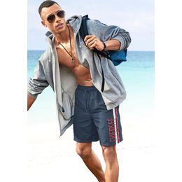 Badeshorts Chiemsee, Herren, Gr. M (50), Kurz, blau (marine (kurzgr&ouml;&szlig;e)), Microfaser, Microfaser, Polyester, kontrastfarbene Details, Badehosen Badeshorts, in 2-L&auml;ngen und mit Markenschriftzug
