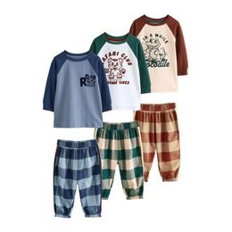 next Schlafanzug Jungen Gr&ouml;&szlig;e 80 beige / dunkelblau / dunkelgr&uuml;n / dunkelrot