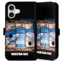 DeinDesign iPhone 16 Handy Klapph&uuml;lle Handyh&uuml;lle aus Kunst Leder schwarz Flip Case Hertha Bsc Wall Official Licensed Product Sideflip mit Lasche