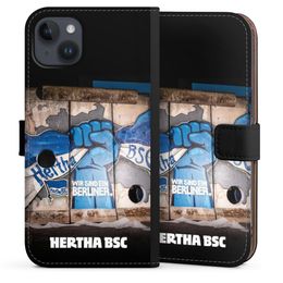 DeinDesign iPhone 14 Plus Handy Klapph&uuml;lle Handyh&uuml;lle aus Kunst Leder schwarz Flip Case Hertha Bsc Wall Official Licensed Product Sideflip mit langer Lasche