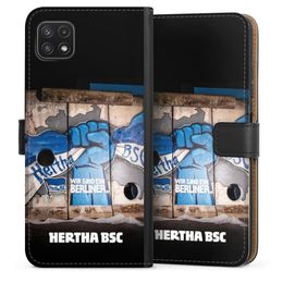 DeinDesign Galaxy A22 5G Handy Klapph&uuml;lle Handyh&uuml;lle aus Kunst Leder schwarz Flip Case Wall Hertha Bsc Official Licensed Product Sideflip mit langer Lasche