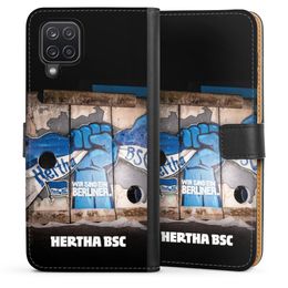 DeinDesign Galaxy A12 Handy Klapph&uuml;lle Handyh&uuml;lle aus Kunst Leder schwarz Flip Case Wall Hertha Bsc Official Licensed Product Sideflip mit langer Lasche