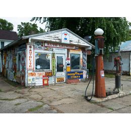 papermoon Fototapete "Old Vintage Retro Gas Station", B/L: 3,5m x 2,6m, Bahnen: 7 Stk., bunt, Tapeten