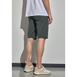 Street One MEN Herren Shorts, gr&uuml;n, Gr. 33, unifarben, Web, Obermaterial: 97% Baumwolle, 3% Elasthan; G&uuml;rtel: 100% Polyester, Hosen, mit seitlichen