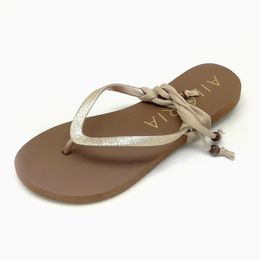 AILORIA Damen Zehentrenner "Zehensandalen PAMPELONNE", Gr. 38, gold, Obermaterial: 100% PVC PVC., Schuhe