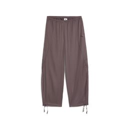 Sporthose Puma "DARE TO Gewebte Hose Damen", Damen, Gr. L, Normalgr&ouml;&szlig;en, raisin lila, Obermaterial: 100% Nylon; Futter Oberteil: 100% Polyester; Seitentasche &ndash; Oben: 100% Polyester, unifarben, oversize, Hosen Sporthose