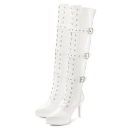 Damen Overkneestiefel "High-Heel-Stiefelette mit Plateau", LASCANA Belle Affaire, Gr. 37, wei&szlig;, Lacklederimitat, gl&auml;nzend, unifarben, Schuhe,