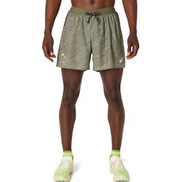 asics Herren Laufshorts "FUJITRAIL ALL OVER PRINT 5IN SHORT", gr&uuml;n, Gr. M, Obermaterial: 100% Polyester, Hosen