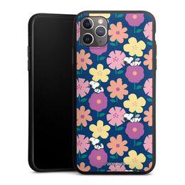 DeinDesign iPhone 11 Pro Max Handy Premium Silikon H&uuml;lle Handyh&uuml;lle schwarz Case Flowers Muster Snoopy Silikon Premium Case