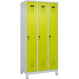 Kleiderspind C+P Evolo Plus, 3 Abteile, 300 mm Abteilbreite, mit F&uuml;&szlig;en, Drehriegel, B 900 x T 500 x H 1950 mm, lichtgrau/clowngr&uuml;n