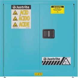 Justrite FM-Chemikalienschrank Undercounter Sure-Grip&reg; EX, f&uuml;r &Auml;tzmittel, bis 83 Liter, selbstschlie&szlig;ende T&uuml;ren, blau