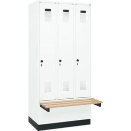 Kleiderspind C+P Evolo Plus, 3 Abteile &agrave; 300 mm Breite, Sockel, schwebende Sitzbank, B 900 x T 815 x H 1950 mm, Drehriegel, verkehrswei&szlig;/verkehrswei&szlig;