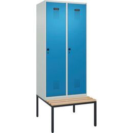 Kleiderspind C+P Evolo Plus, 2 Abteile, 400 mm Abteilbreite, mit untergebauter Sitzbank, B 800 x T 815 x H 2120 mm, Drehriegel, lichtgrau/lichtblau