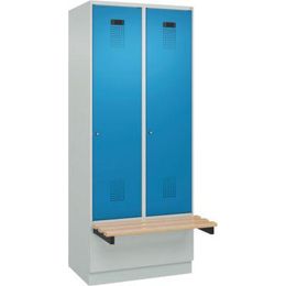 Kleiderspind C+P Evolo Plus, 2 Abteile &agrave; 400 mm Breite, Sockel, schwebende Sitzbank, B 800 x T 815 x H 1950 mm, Zylinder, lichtgrau/lichtblau