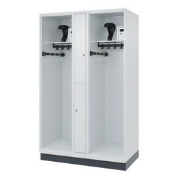 Feuerwehrspind C+P Evolo Maxi, 4 Abteile f&uuml;r 2 Personen, mit Helmhalter, mit Sockel, B 1200 x T 600 x H 1950 mm, RAL 7035 Lichtgrau/RAL 7016 Anthrazitgrau