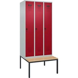 Kleiderspind C+P Evolo Plus, 3 Abteile, 300 mm Abteilbreite, mit untergebauter Sitzbank, B 900 x T 815 x H 2120 mm, Drehriegel, lichtgrau/rubinrot