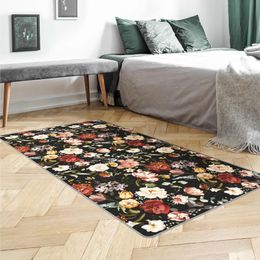 Teppich Blumen Aquarell Vintage Muster auf Schwarz