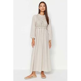 Trendyol Kleid in Creme - 53% | Gr&ouml;&szlig;e 38 | Damen-kleider