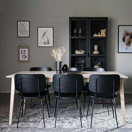 Pharao24.de Esszimmer Sitzgruppe in Schwarz und Eiche White Wash Skandi Design (siebenteilig)