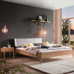 Pharao24.de Bett Eiche hell ge&ouml;lt 140x200 in modernem Design 81 cm Kopfteil