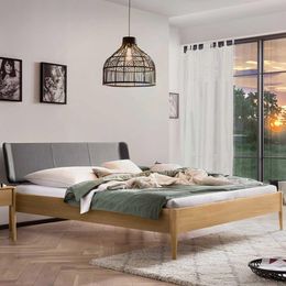 Pharao24.de 140x200 Bett Eiche hell ge&ouml;lt mit Polsterkopfteil optional mit Nachtkommode