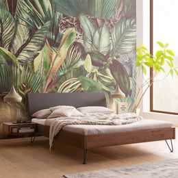 Pharao24.de Nussbaum Bett mit Metallgestell 140x200 cm Variante mit Nachtkonsolen