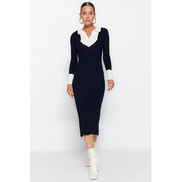 Trendyol Strickkleid in Schwarz/ Weiß - 58% | Größe S | Damen-kleider