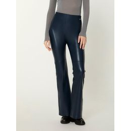Vegane Flared Leggings in Leder-Optik Nur Die x KILIAN KERNER in Dunkelblau | Gr.: 40-42