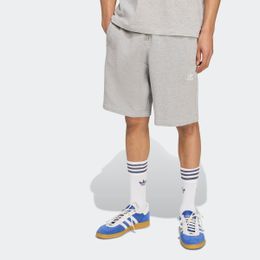 Shorts adidas originals "ESS SHO", Herren, Gr. L, N-Gr, grau (medium grau heather, weiß), Obermaterial: 100% Baumwolle, Hosen, Essential Sweat Shorts mit Logo, aus weichem French-Terry Material