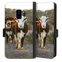 DeinDesign Galaxy S9 Handy Klapph&uuml;lle Handyh&uuml;lle aus Kunst Leder schwarz Flip Case Farmer Cow Calf Sideflip mit Lasche