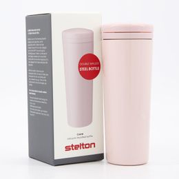 Stelton Rosafarbene vakuumisolierte Carrie Trinkflasche 0,5l