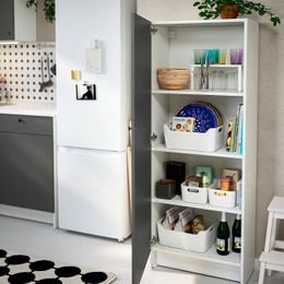 IKEA KNOXHULT Hochschrank mit T&uuml;r