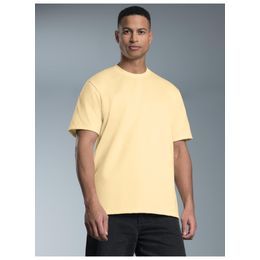 T-Shirt TRIGEMA "TRIGEMA T-Shirt aus 100% Baumwolle", Herren, Gr. L, gelb (vanille), 100% Baumwolle, Basic, Shirts