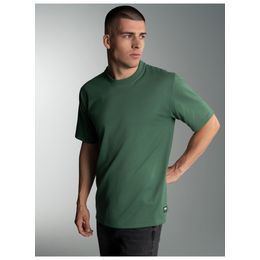 T-Shirt TRIGEMA "TRIGEMA Heavy T-Shirt aus 100% recycelter Baumwolle", Herren, Gr. L, grün (efeu), 100% Baumwolle (recycelt), Basic, Shirts