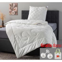 Kunstfaserbettdecke Beco, B:155cm L:220cmwei&szlig;, neutral, Obermaterial: 100% Polyester, Bettdecken, "Aerelle Blue "Gold" NEUHEIT Bettdecke mit