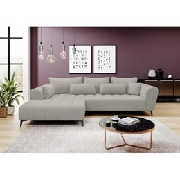 WERK2 Ecksofa &raquo;Garay, XXL-Liegefl&auml;che: elektrisch ausziehbar auf ca. 228&times;126 cm&laquo; Luxus in &Uuml;bergr&ouml;&szlig;e: XXL-Liegefl&auml;che, Komfort-Ottomane & stilvolle...