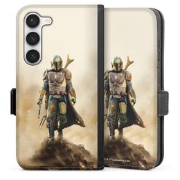 DeinDesign Galaxy S23 Handy Klapph&uuml;lle Handyh&uuml;lle aus Kunst Leder schwarz Flip Case Official Licensed Product The Mandalorian Star Wars Sideflip mit Lasche