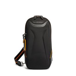 Tumi McLaren Torque Schultertasche + GRATIS HOTELGUTSCHEIN Black