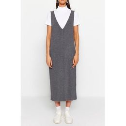 Trendyol Strickkleid in Grau - 61% | Größe M | Damen-kleider