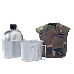 US Feldflasche mit Becher Alu woodland